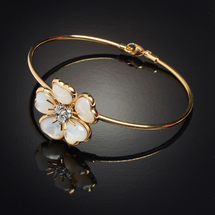 Vendita bracciali in oro e pietre preziose a Brescia | Veschetti